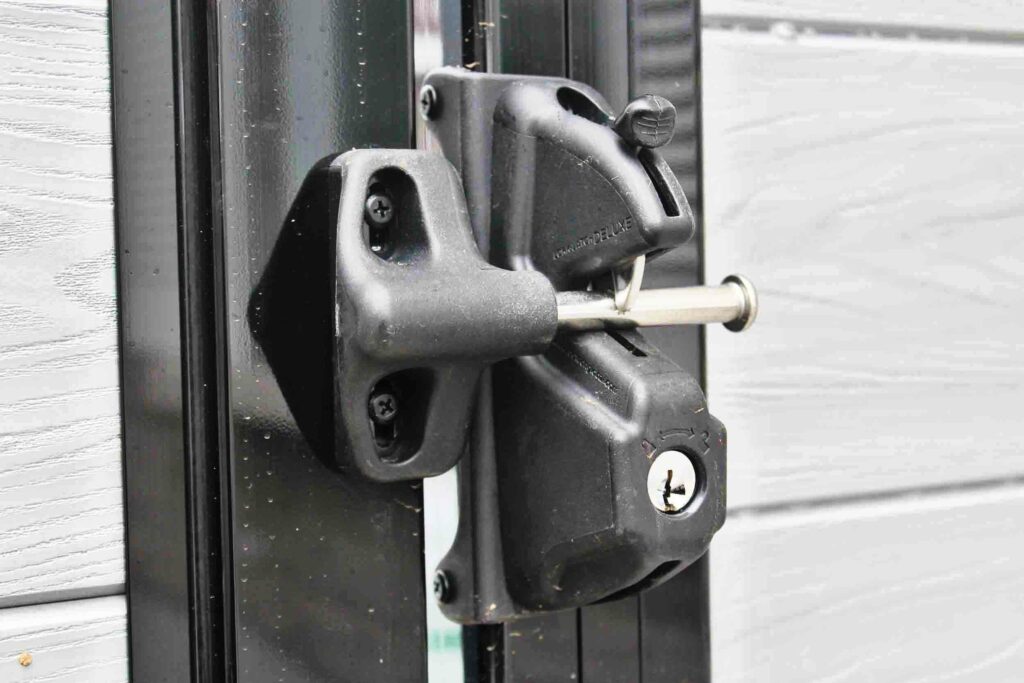 Gate Latch - Ezlock - Door Lock for Composite Fencing Ezfence - SGC